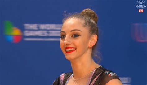 Един сребърен и два бронзови медала спечелиха българските гимнастички на Световната купа в Милано