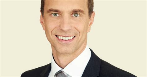 Was Cfo Marcus Almeling Zu Aldi Süd Bringt Finance