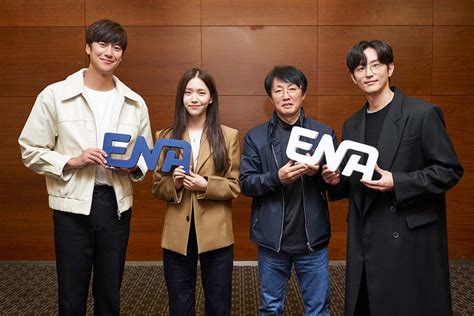 ENA 오랫동안 당신을 기다렸습니다 한철수 감독 다양한 군상들이 그려내는 기다림 의 실체 스타연예 KBS연예
