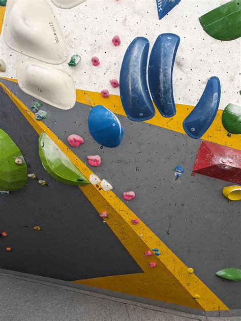 Multiple Simultaneous Pink Ones In The Corner Rclimbingcirclejerk