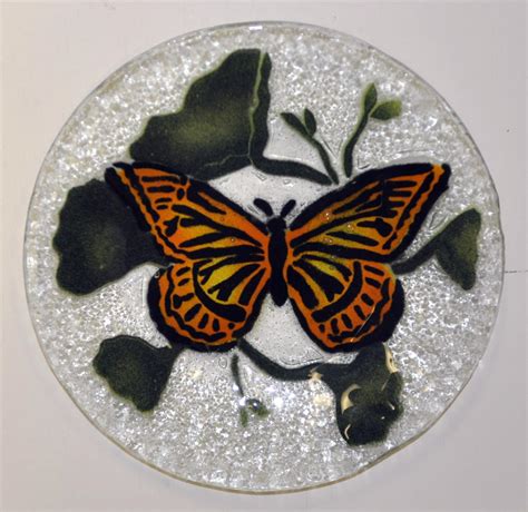 Monarch Butterfly 9 Inch Plate