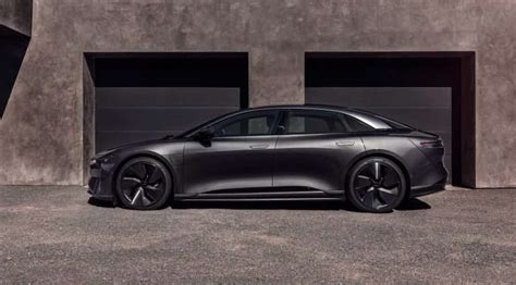 Lucid Air Stealth Edition Electric Purity Seductive Architecture AUTOMOTIVE RHYTHMS