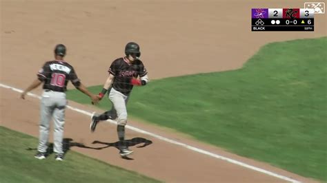 Aaron Schunks 14th Dinger