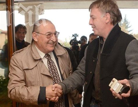 Внучката на Пената се оказа по умна от щерките на Сираков Стоичков и Костадинов Информационна