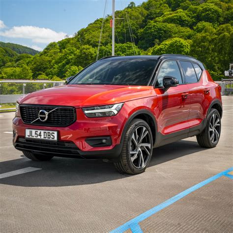 2021 Volvo Xc40 R Design Pro B4 Mhev £1000 Rev Comps