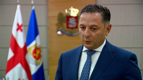 შინაგან საქმეთა მინისტრი ვახტანგ გომელაური სამინისტროს სხვადასხვა დანაყოფის ხელმძღვანელებსა და