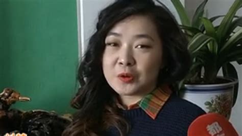 女儿意外坠楼高位截瘫 妈妈带她归隐山林 手机新浪网
