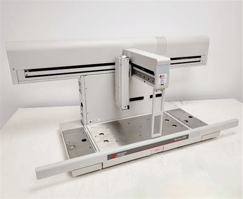 Beckman Coulter Biomek 2000 Laboratory Automation Workstation