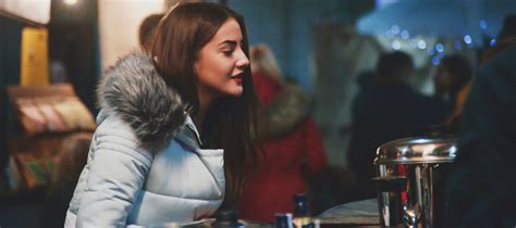 Personal Questions Strangers Ask Pregnant Women Born Geek