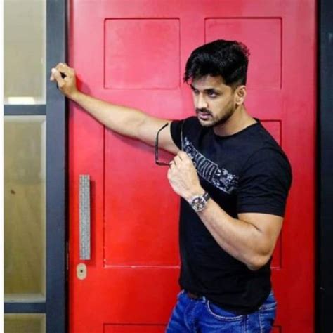 சந்தேகம் தான் பிரச்சனைக்கு காரணம்சேர்ந்து வாழ ஆசைபடுகிறேன் அர்னவ்