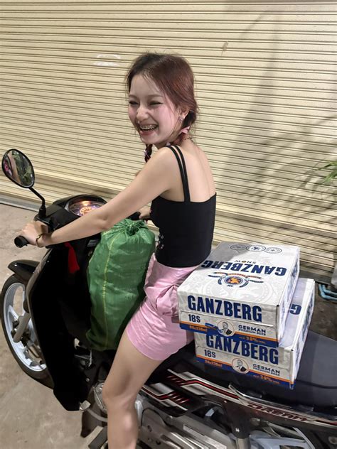 ច្បាស់ការ ផឹកអត់អូនទៅយក Facebook