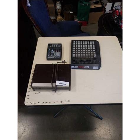 Akai Apc20 Ableton Controller Wit Philiops Box And Xenyx Mixer