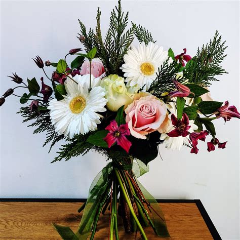 Buchete Flori Naturale Livrare Gratuită București And Ilfov Floraria Altfel