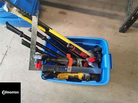 Assorted Bin Of Tools Bin Not Included Michener Allen Auctioneering Ltd