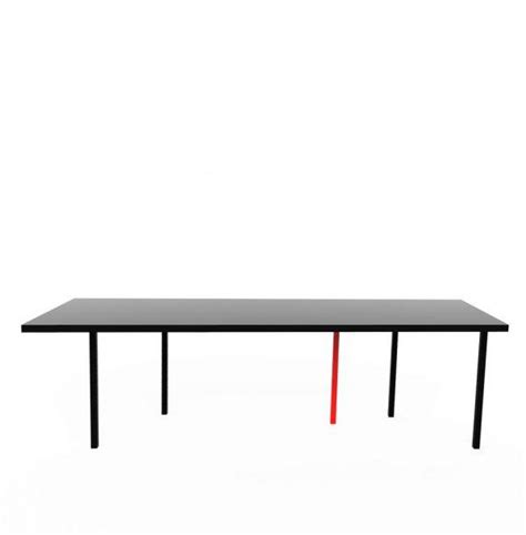 Table Five Tafel Vijf Poten Lensvelt