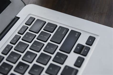 What Is The Difference Between Logging And Monitoring