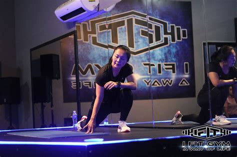 คลาสออกกำลังกายอังค I Fit Gym ฟิตเนส สนามบินน้ำ นนทบุรี