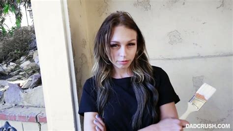svelte and cute pale chick spreads legs after bj to be fucked missionary
