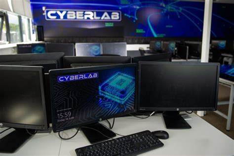 College Unveils Cyber Security Lab To Train Crime Fighting Experts Of The Future The Courier