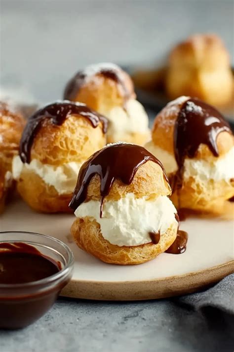 Klassische Profiteroles Ein Einfaches Und Köstliches Französisches Dessert Nicis Kochblog