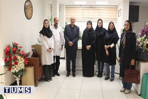 سینا رسانه انتخاب دکتر سارا زمانی رهبر به عنوان داروساز نمونه در