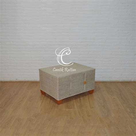 Navvaro Table Cantik Rattan