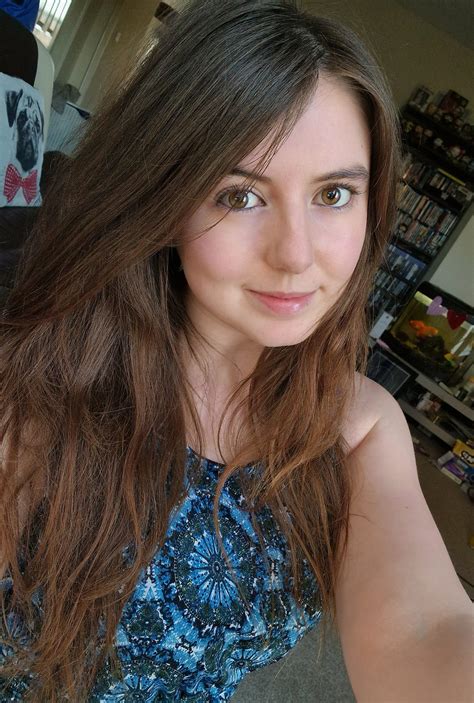 Thank You Sun For Turning My Boring Brown Eyes Into Whatever Colour This Is Scrolller