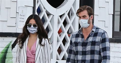 Eiza González Terminó Con Timothée Chalamet Fue Captada En Los Ángeles Junto A Un Modelo