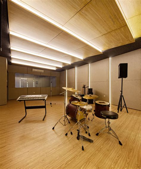 The Equalizer Delution Archdaily