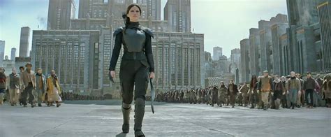 A Deep Dive Into The Mockingjay Part 2 Trailer