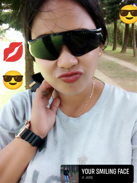 Navia Rushel