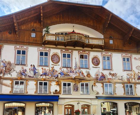 ΧΡΙΣΤΟΥΓΕΝΝΙΑΤΙΚΕΣ ΑΓΟΡΕΣ στη Βαυαρία και στο Τιρόλο με διαμονή στο Γκάρμις Παρτενκίρχεν