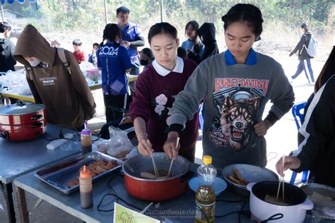 วิทยาลัยการอาชีพแม่สะเรียง ได้จัดโครงการแสดงผลงานวิชาการของนักเรียน นักศึกษา สู่มาตรฐานสากล