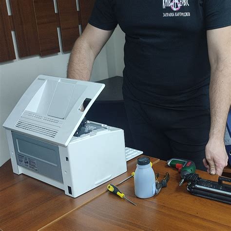 Принтер перестал захватывать бумагу — что делать? | Киев ИТ Сервис