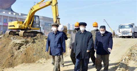 박봉주·김재룡 평양종합병원 건설장 현지요해