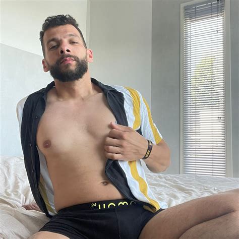 Curved Marvin Live ManyVids