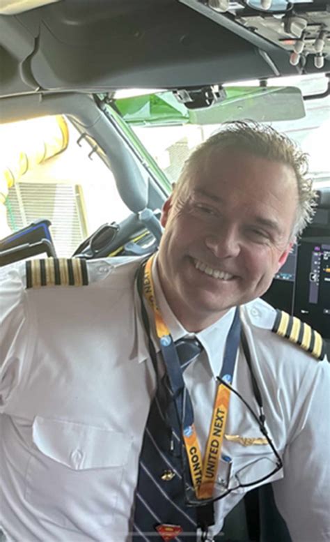 Pilot Surprises Bone Marrow Donor On Flight Exclusive