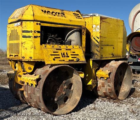 Wacker Rt Trench Compactor In Ewing Il Item Em0020 Sold Purple Wave