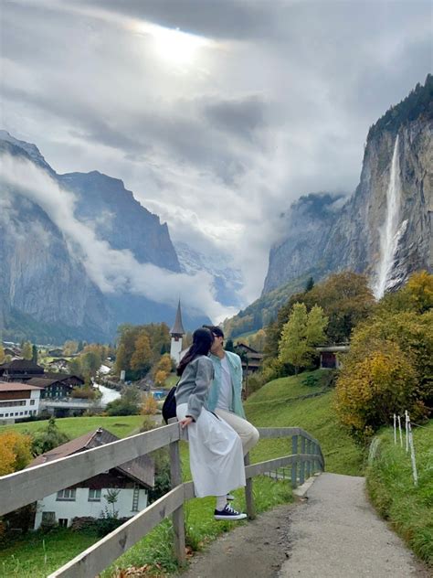10월 스위스여행 3일차 스위스 비오는 날엔 마을 구경 폭포 마을 라우터브루넨 뮤렌 통나무 브리엔츠 호수 산책 네이버 블로그
