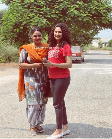 The Sexiest Punjabi Mom Daughter Duo Kon Kon Fan Ehna Da R