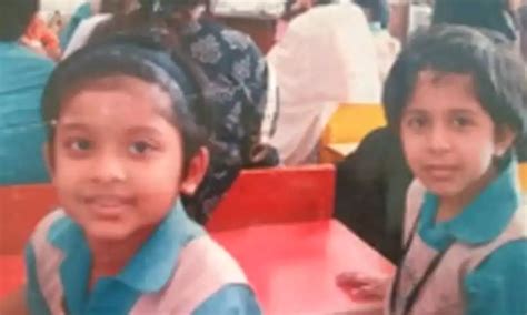 சமூக வலைதளம் மூலம் 15 வருட தோழியை தேடி பிடித்த பெண் tamil news girl
