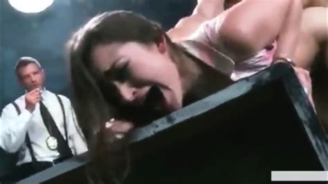 Beautiful D D Gets Fucked Senseless In PoIice Interrogation