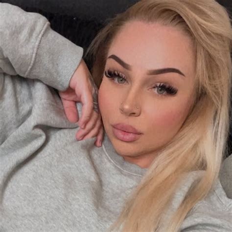 Violeta Violeta Violeta Rbb Threads Say More