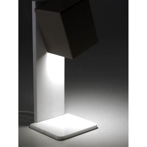 CUBIS Tischlampe Mit Schwenkbarer LED Lichtquelle