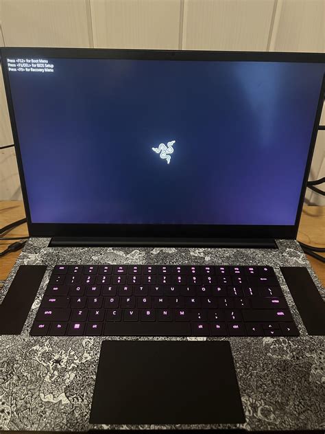 Blade 17 Stuck In Startup Screen Cant Access Bios Boot Menu Or Recovery Menu Rrazer