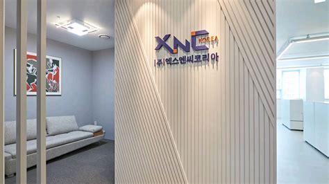 플랜테리어 식물디자인 포인트 현장 사무실인테리어 플랜테리어 식물인테리어 사무실 책상 의자 몰딩 아트월 가벽