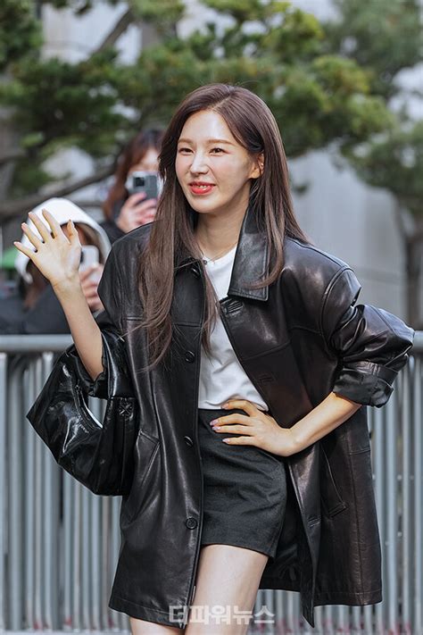 레드벨벳 웬디 수줍은 미소