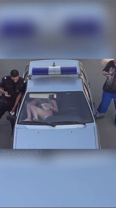 뜻밖에 소동을 일으킨 소녀 모두를 놀라게 한 경찰의 반응 Youtube