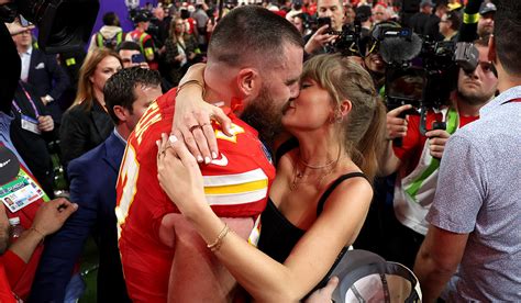 Fans Hilariously React To Travis Kelce S Grotesquerie Mullet