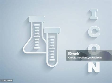 회색 배경에 격리 된 종이 절단 테스트 튜브 및 플라스크 화학 실험실 테스트 아이콘 실험실 유리 제품 기호 종이 아트 스타일